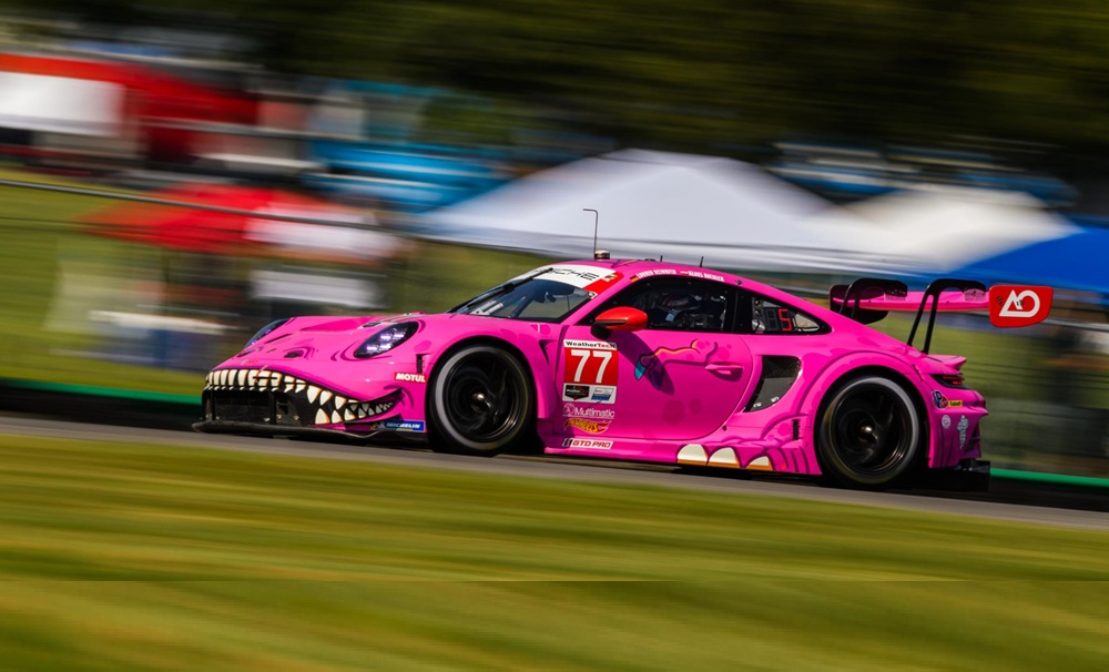 AO Racing’s Roxy and Rexy to appear at Air|Water show