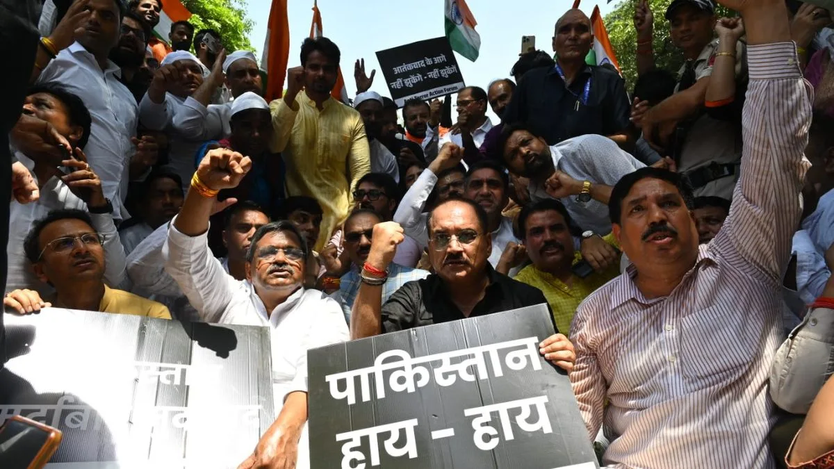 Protest staged against Pahalgam attack near Pakistan embassy; Sachdeva ...