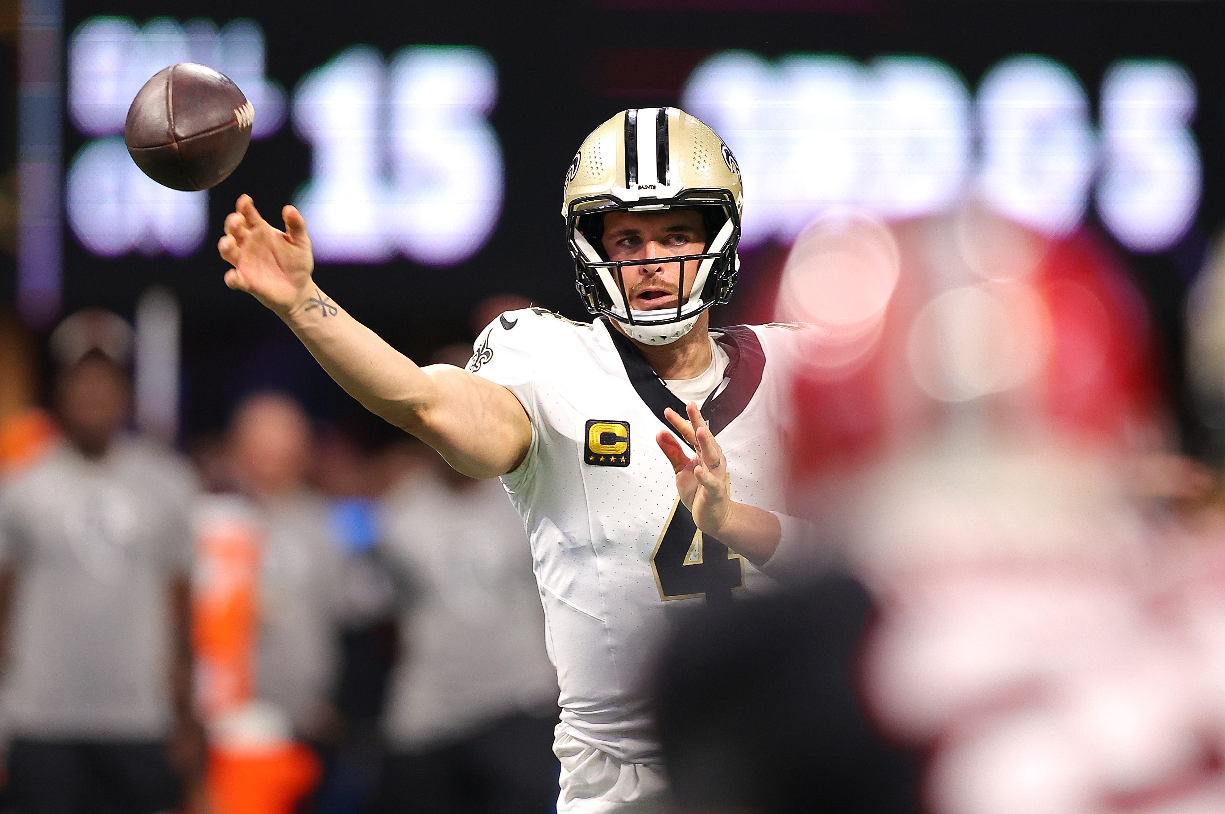 NFL Network: Former Saints QB Derek Carr may return in 2025