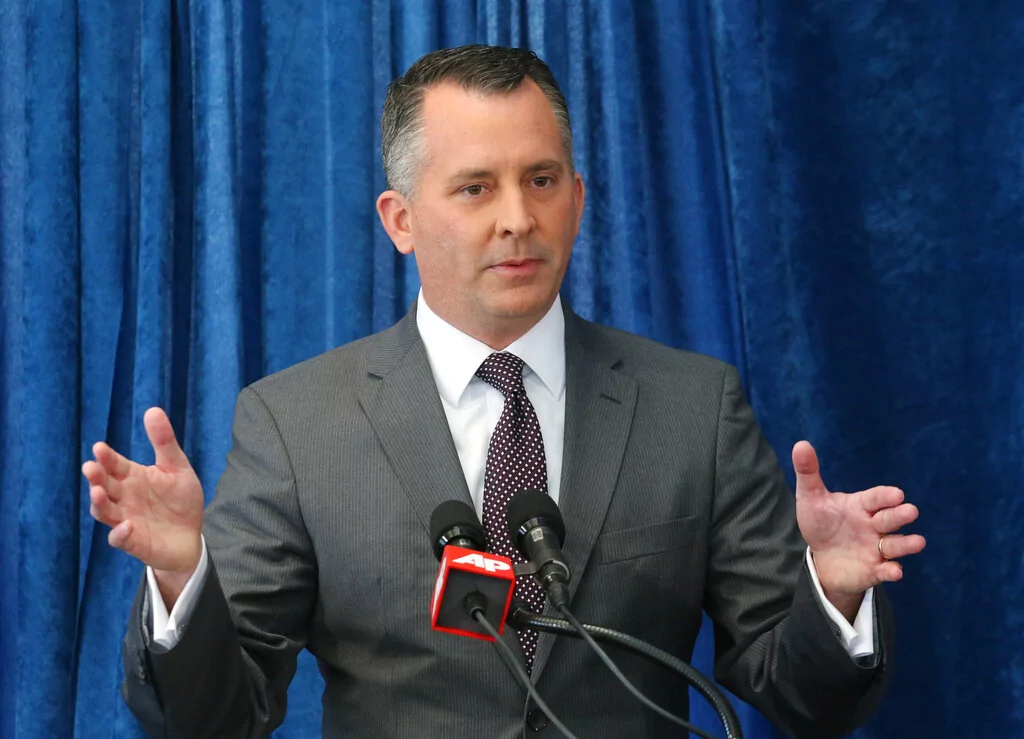 Former GOP congressman David Jolly switches to Democrat ahead of ...