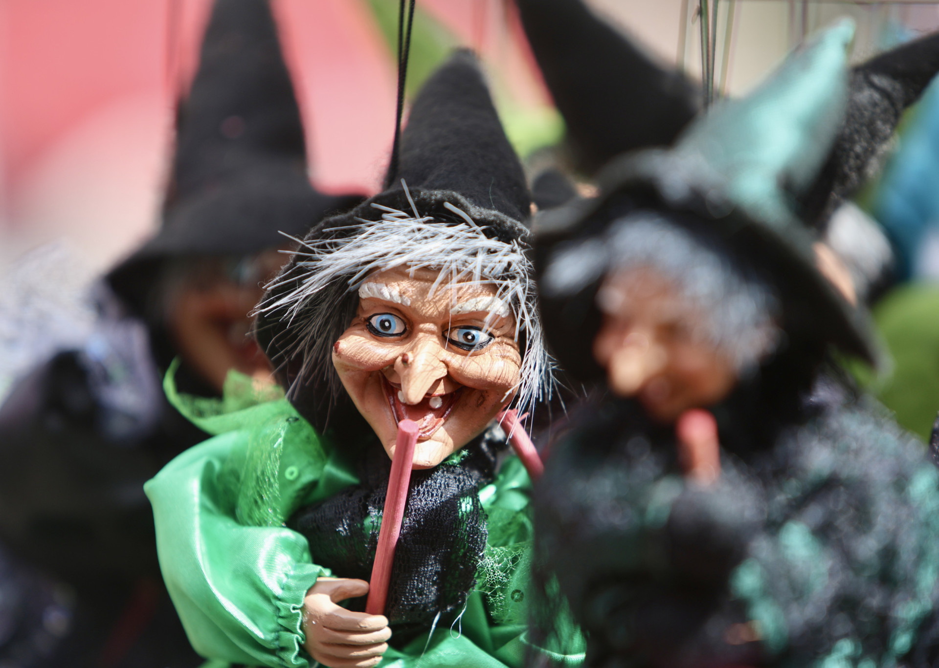 Signs you'd be considered a witch in the 17th century