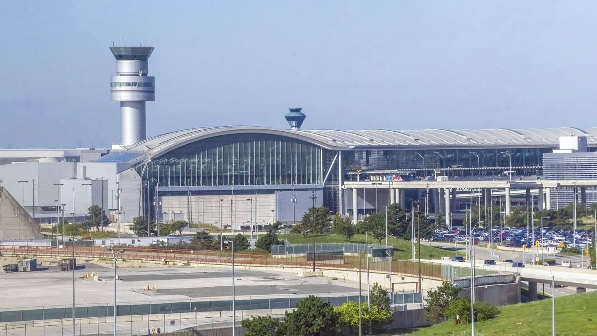 Toronto: Polizei schießt auf Mann am Flughafen – Hintergrund unklar