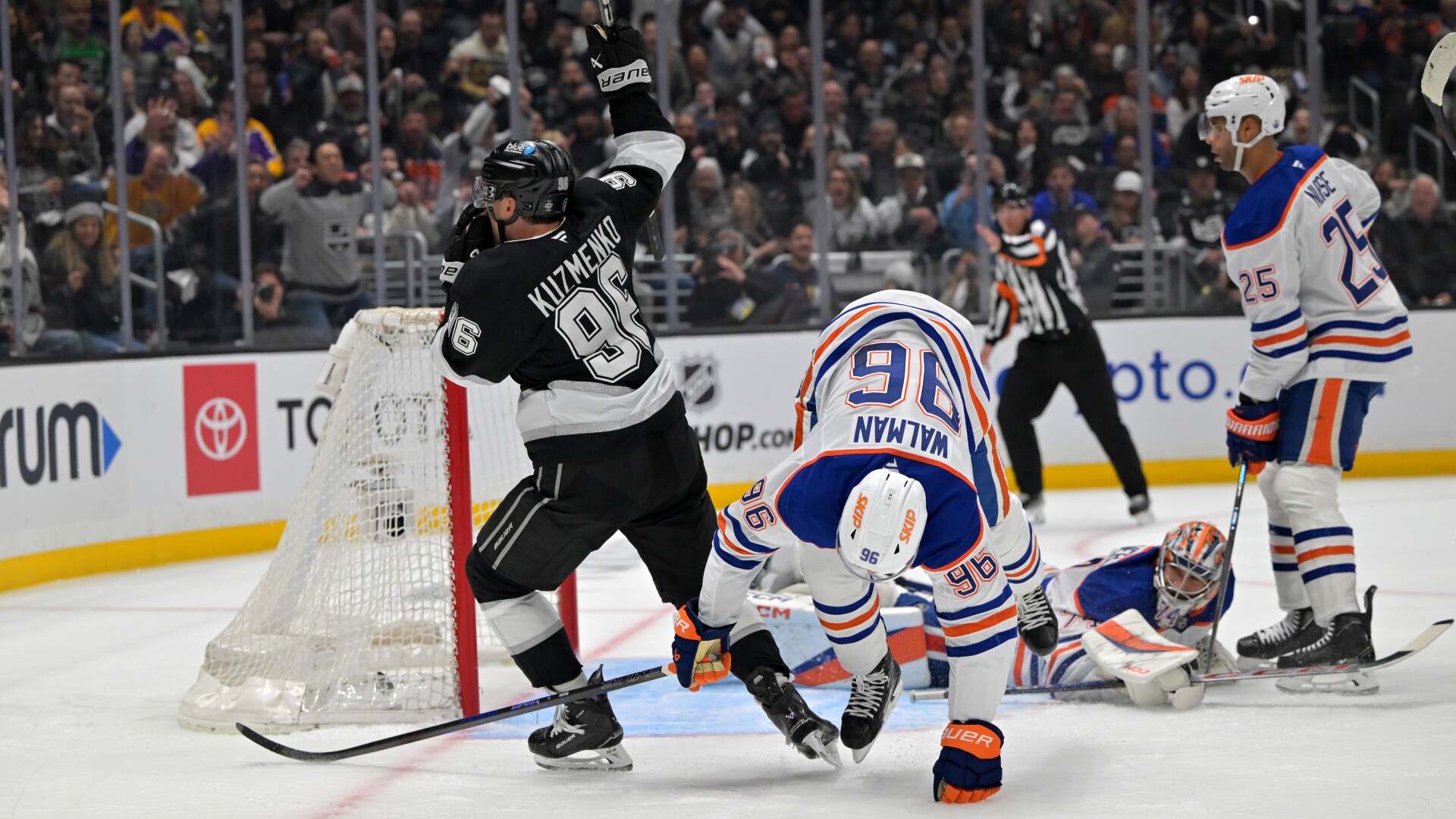 Oilers face another playoff test after playing awful defense in back-to ...