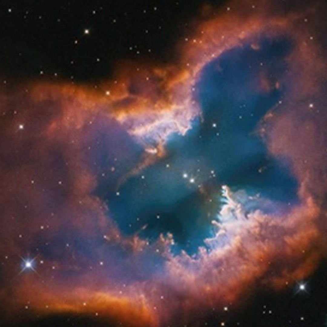 NASA releases stunning space photos to mark Hubble anniversary