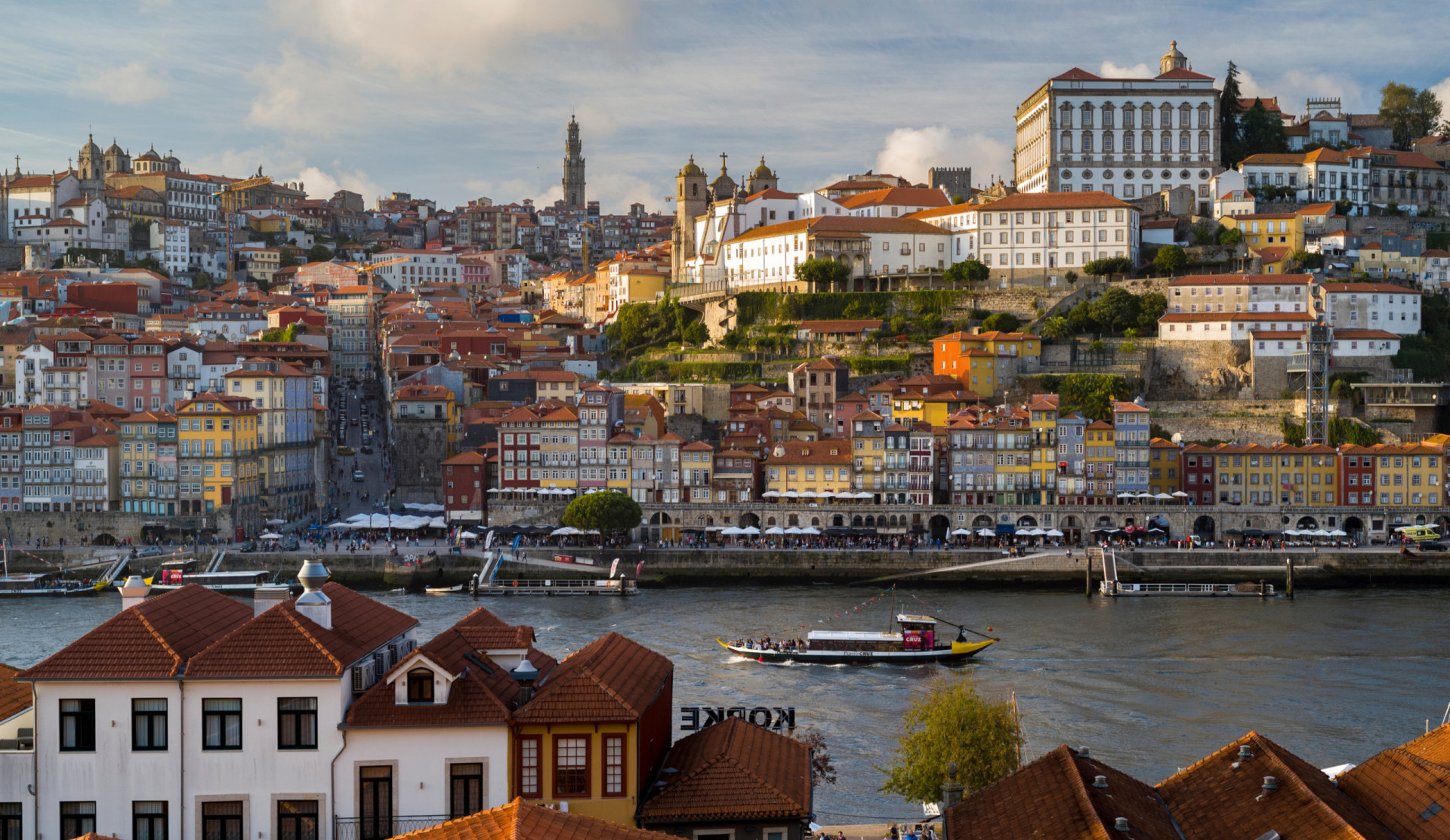 The smelliest cities in the world (for good and bad)