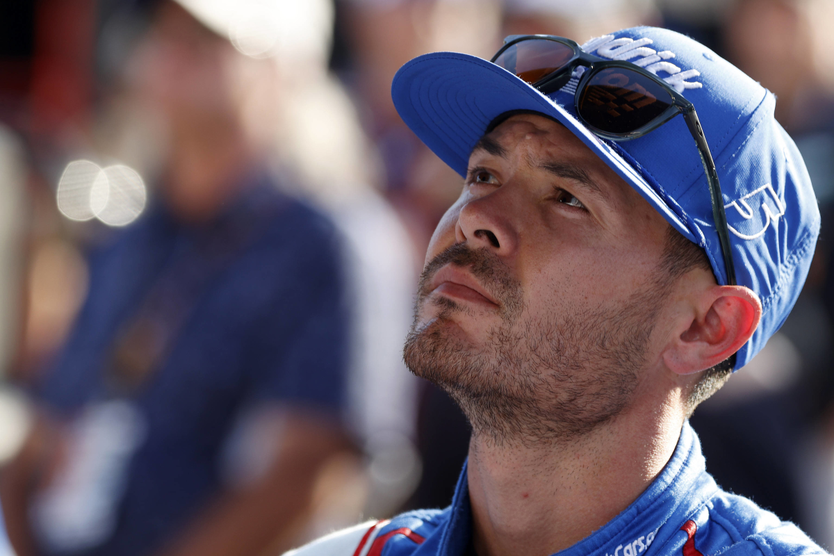 NASCAR champion Kyle Larson in nasty wreck ahead of Cup Series race at ...