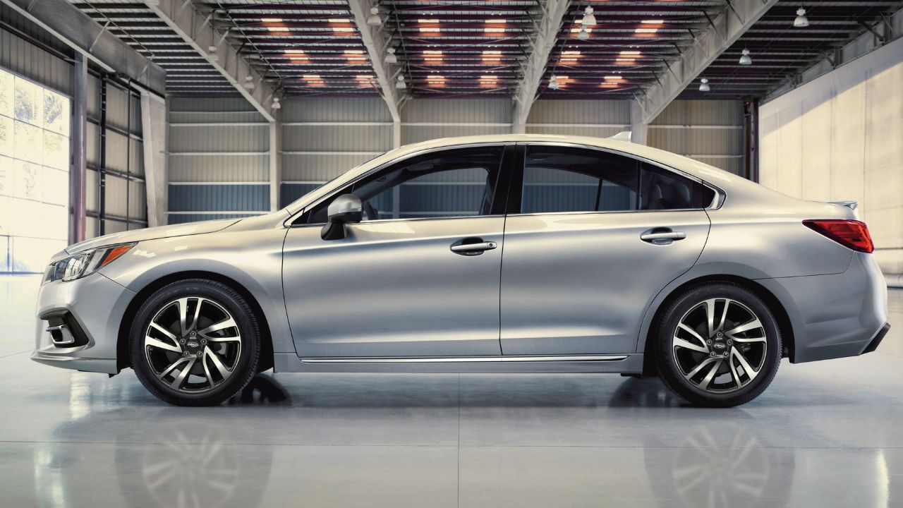 Female gladiators and the cult of the gladiatrix