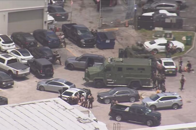 Suspect dead after mass shooting at Miami-Dade warehouse leaves at ...