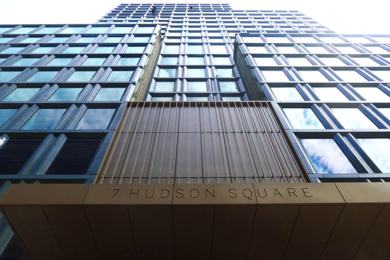 ABC staffers bracing for meltdown with rivals Michael Strahan, Kelly ...