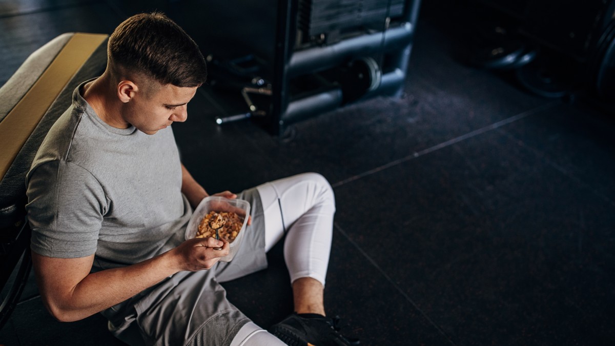 These Are the Best Pre-Workout Snacks to Fuel Your Training