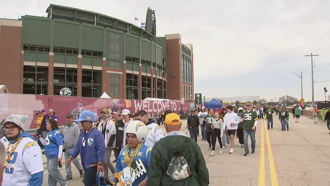 NFL Draft Tracker: Panthers hold 9 picks in Green Bay