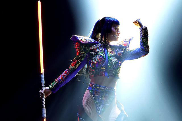 Katy Perry Tour Launch Includes Space-Inspired Dance Moves — and a ...