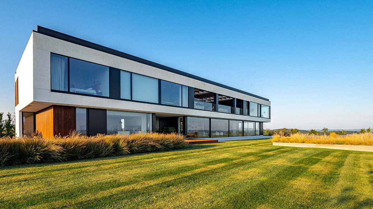 Philip Mactaggart's House in Photos