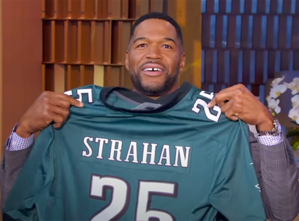 Michael Strahan tosses gifted Eagles jersey in new GMA video: ‘You wish ...
