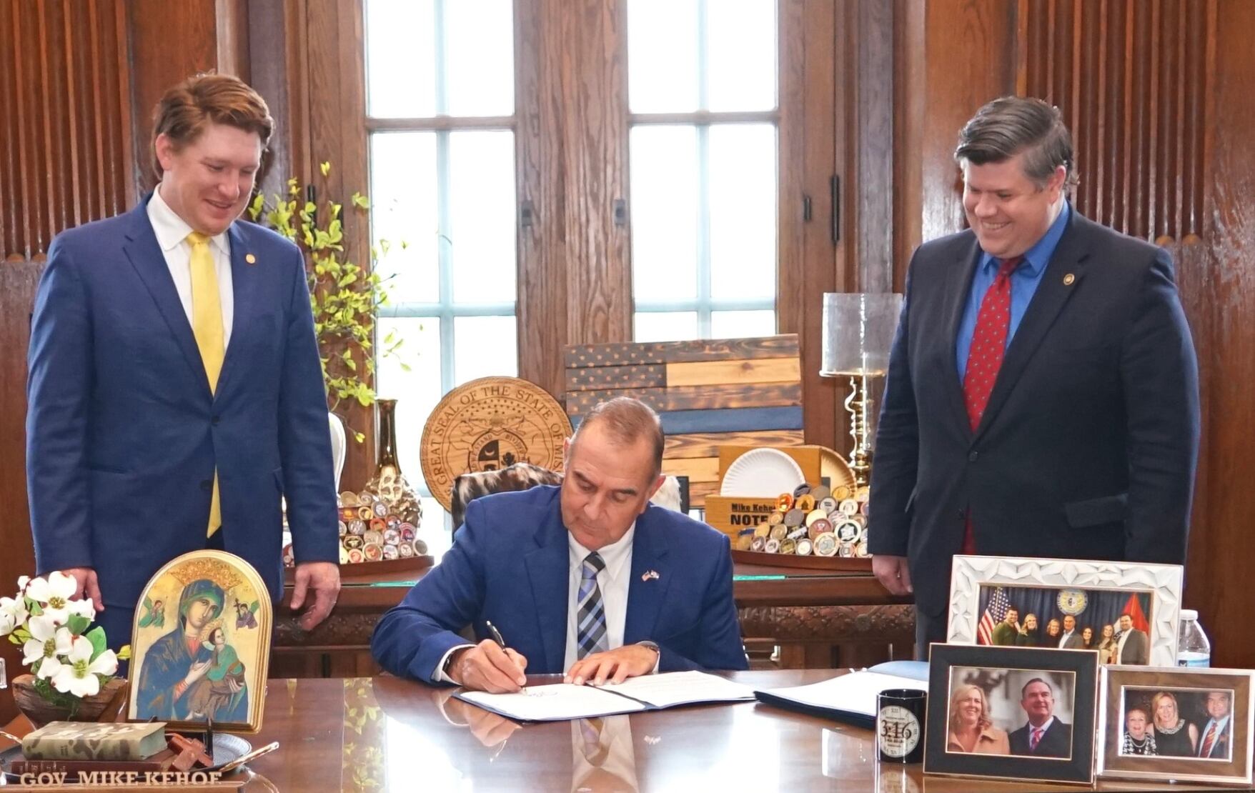 Missouri Gov. Mike Kehoe signs 2 laws regarding electoral procedures ...