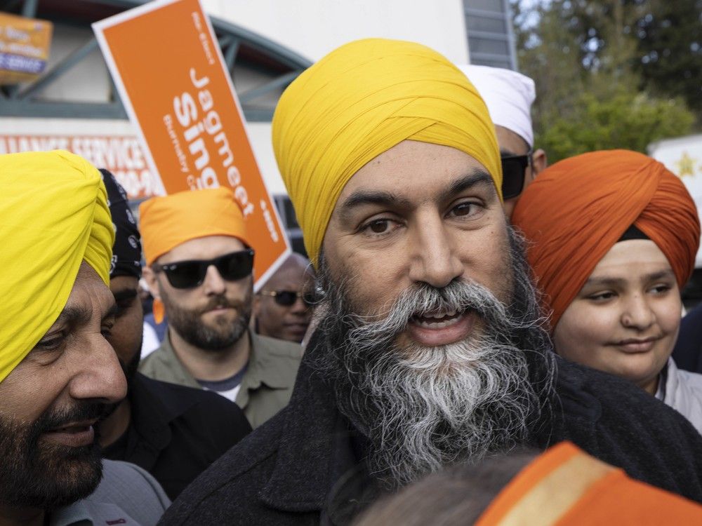 Jagmeet Singh and Elizabeth May at risk of losing their B.C. seats ...