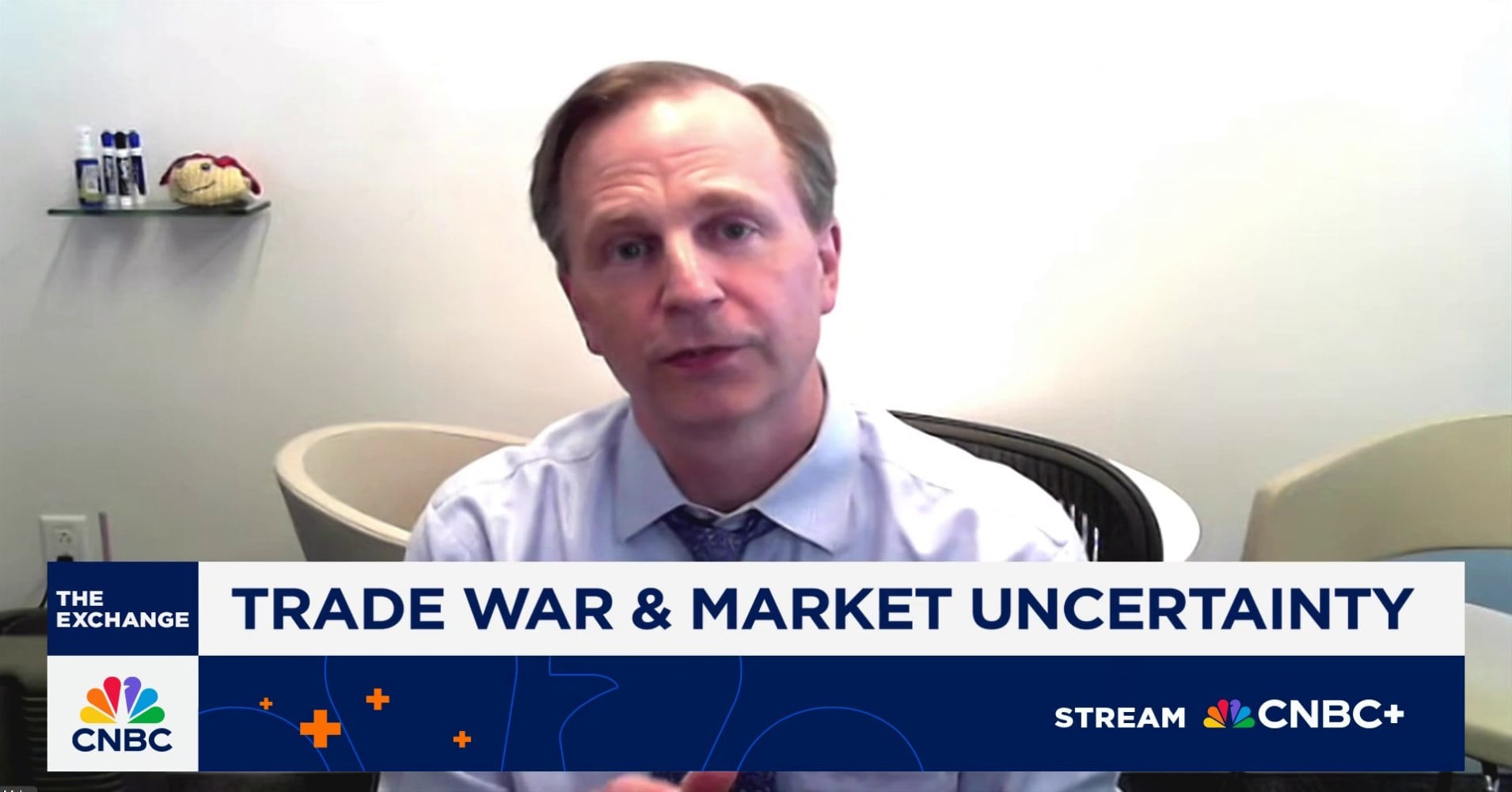 The U.S. dollar could be the key signal to watch, says MetLife's Drew Matus