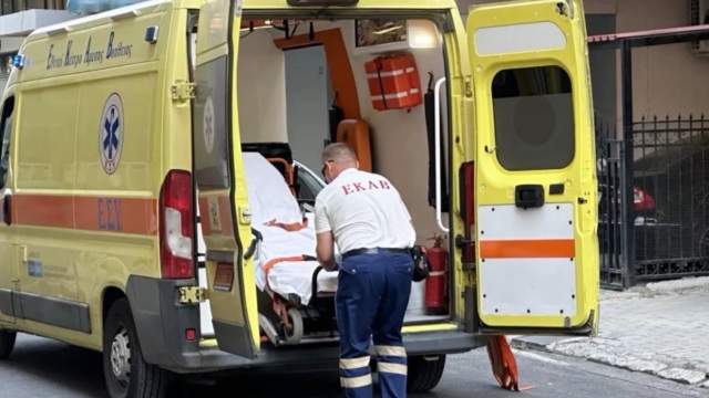 Καρδίτσα: Νεκρή 26χρονη που έπεσε από τον 5ο όροφο εμπορικού κέντρου