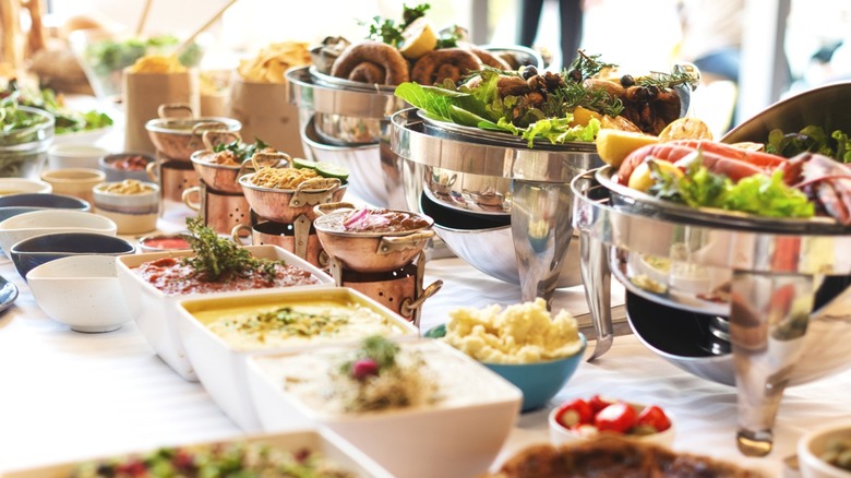 Why We Typically Avoid The First Items In A Buffet Line