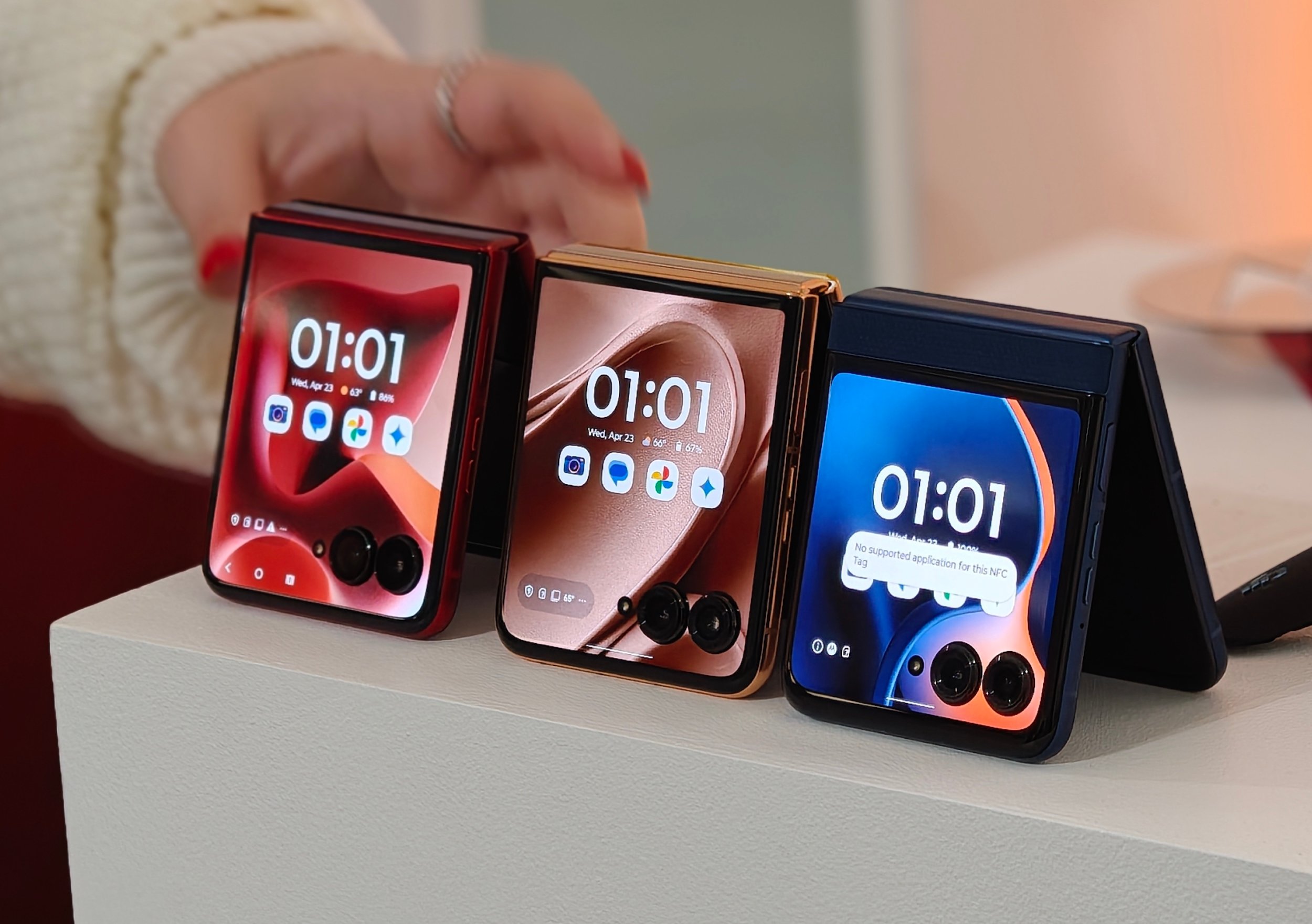 Grab a foldable phone at Motorola for as low as $400