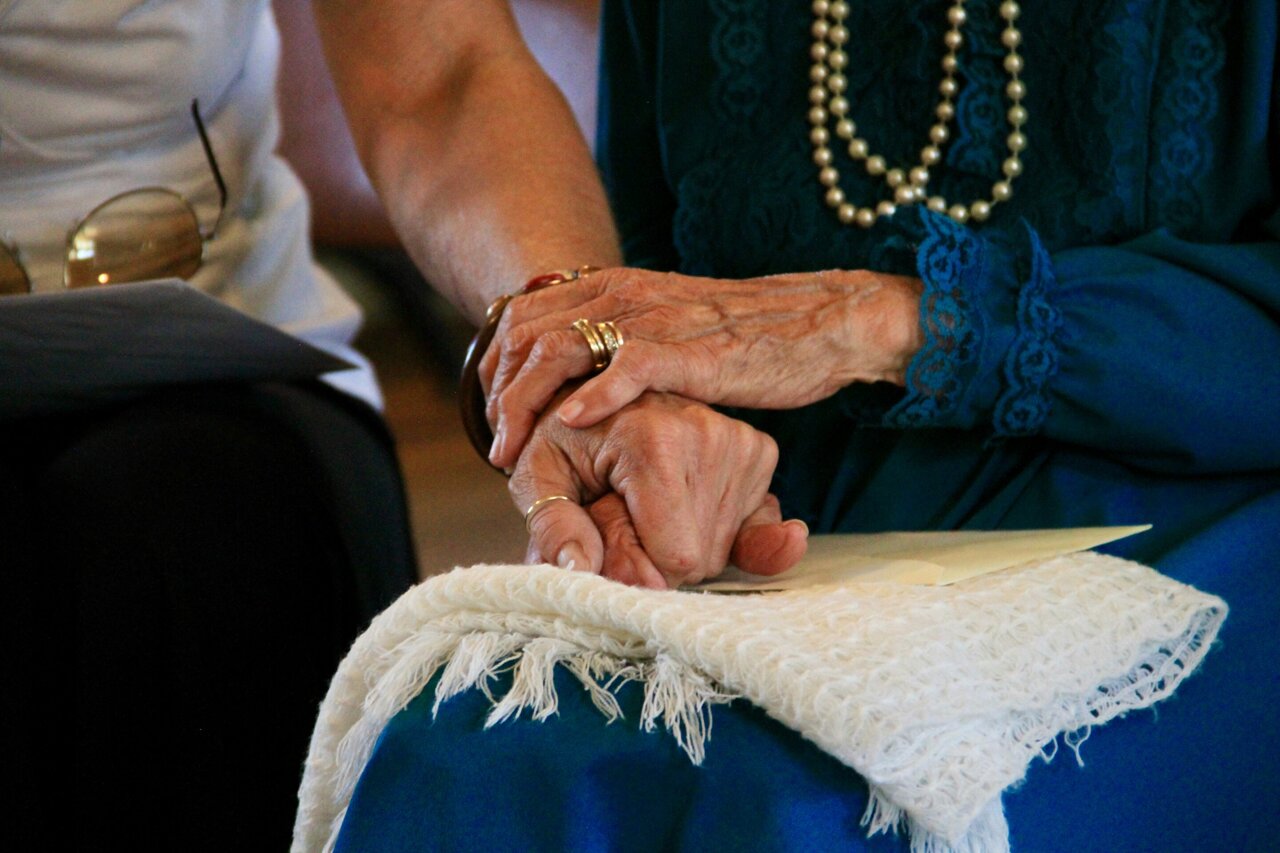 Digital tools can improve dementia care—for people with dementia aging ...