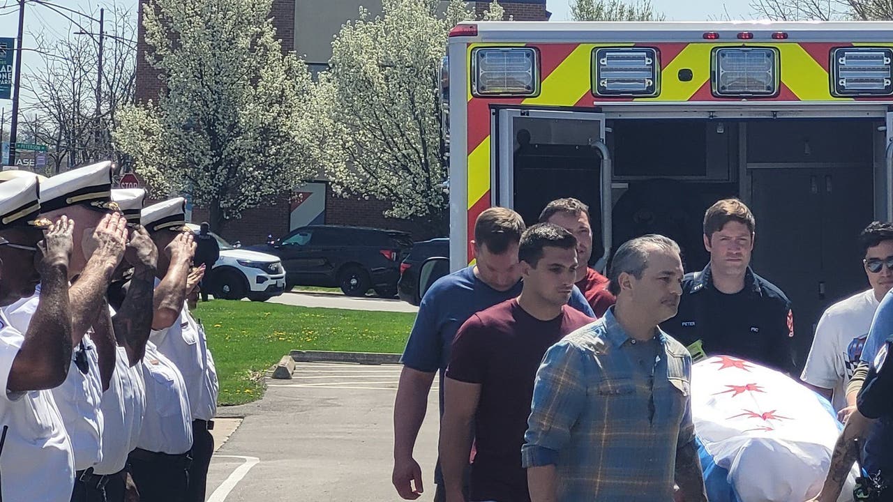 Fallen Chicago fire captain honored as arson investigation unfolds