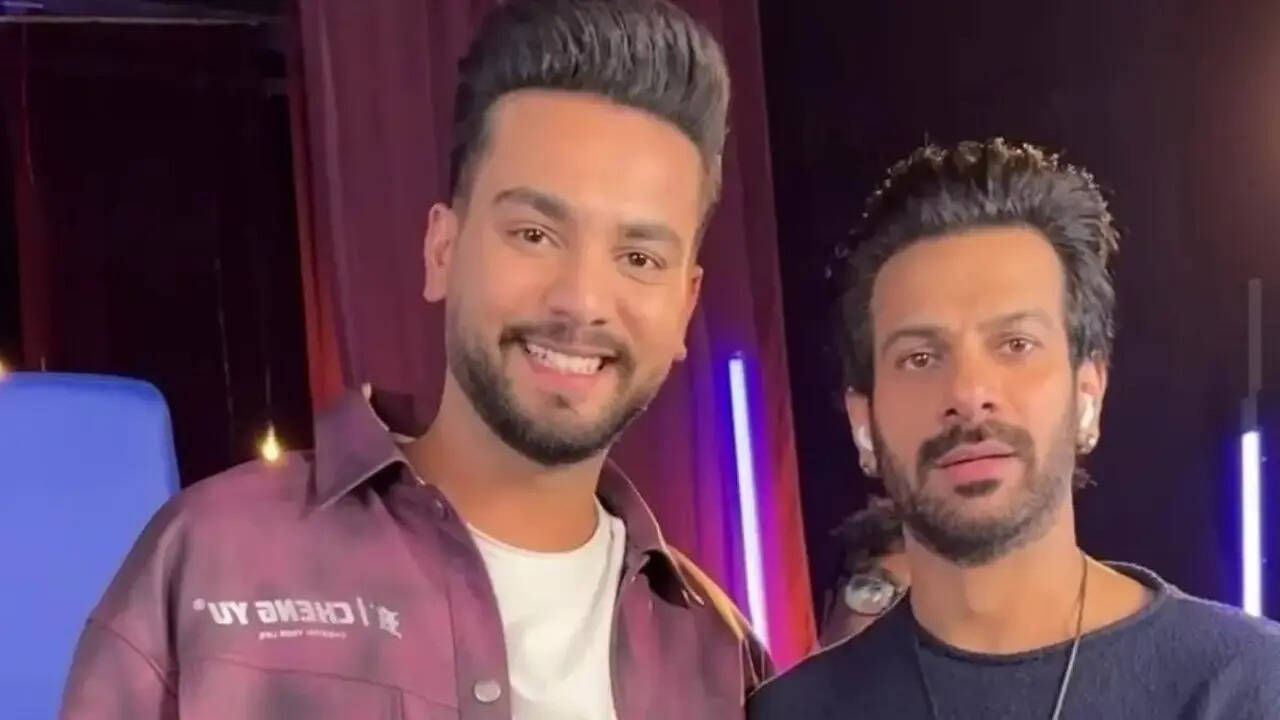 Elvish Yadav SLAMS Karan Veer Mehra For Reciting Poem On Hindu-Muslim ...