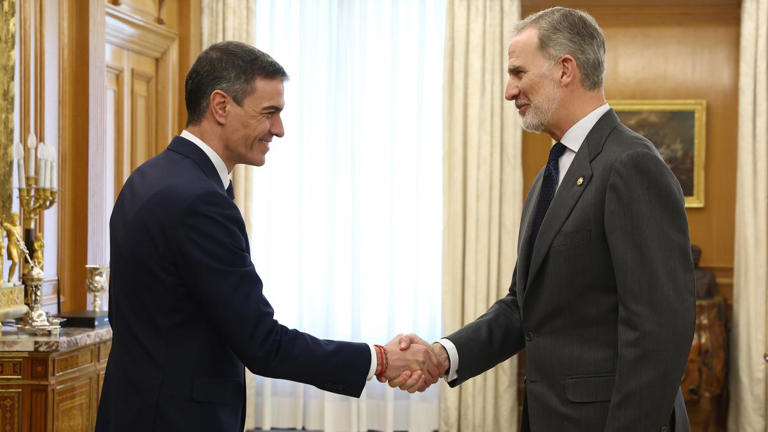 El Rey preside la reunión extraordinaria del Consejo de Seguridad Nacional