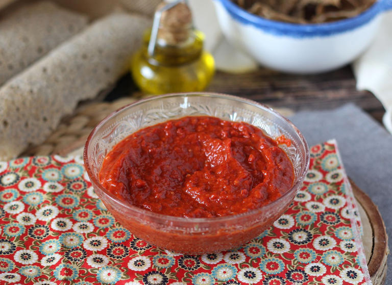 Rode paprika spread: een verfrissende afwisseling voor het aperitief!