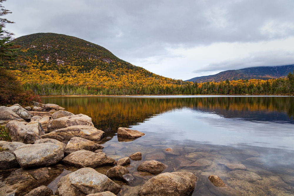 Hidden 1,000 Feet Above Franconia Notch is an Ancient Lake That’s Loved ...
