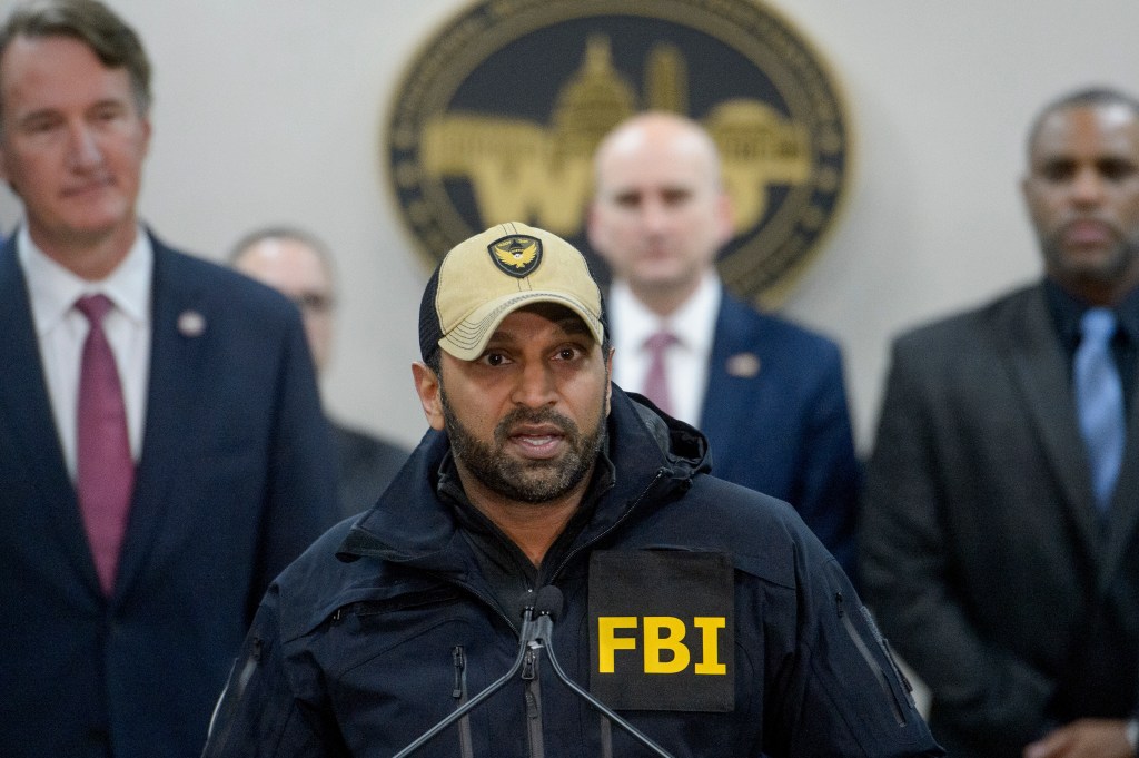 Thieves rob Long Island hospital chairman’s house — and take only docs ...