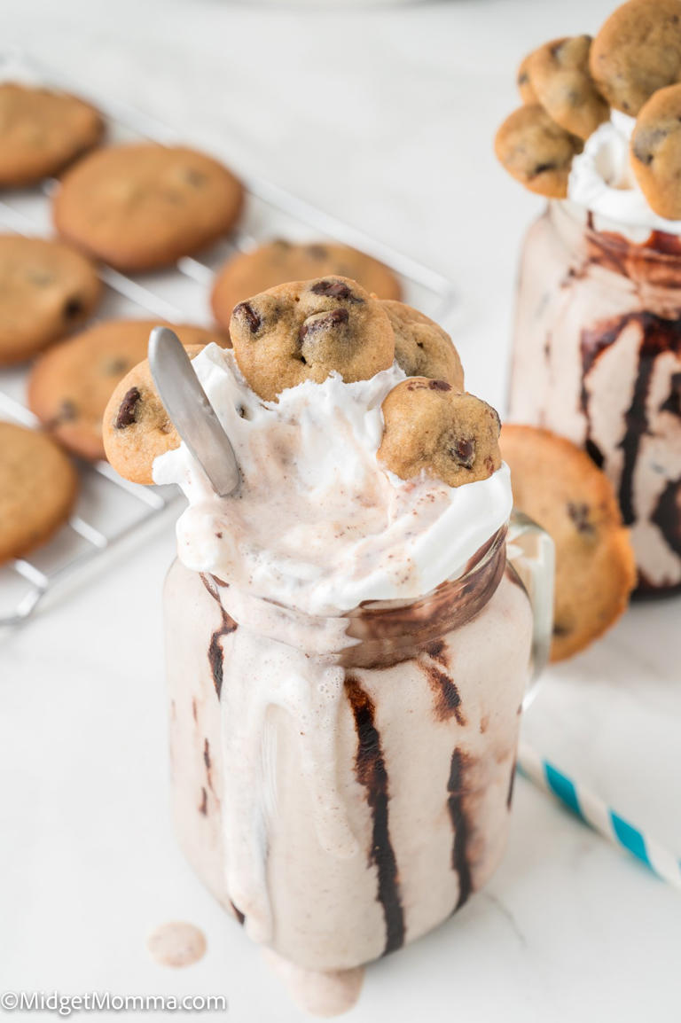 Chocolate Chip Cookie Milkshake Recipe