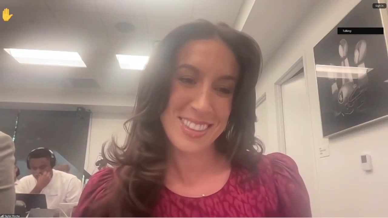 Taylor rocha talks to Jeanty