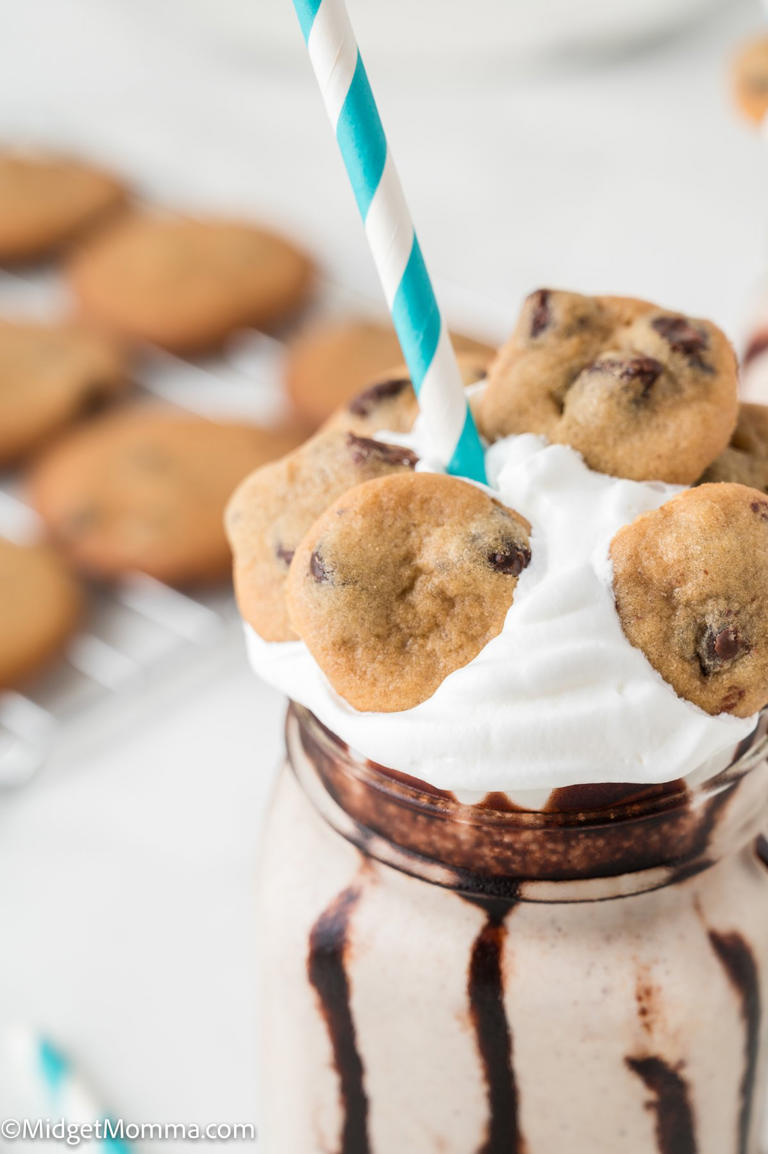 Chocolate Chip Cookie Milkshake Recipe