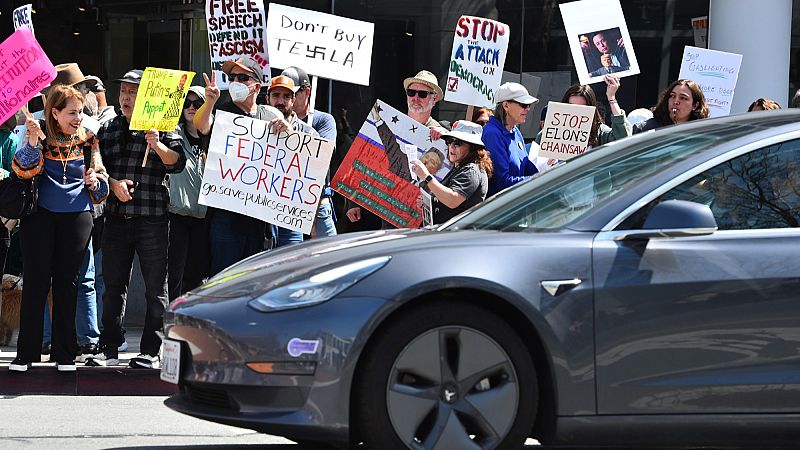 ¿Quiénes se benefician del declive de Tesla en Europa? Los compradores ...