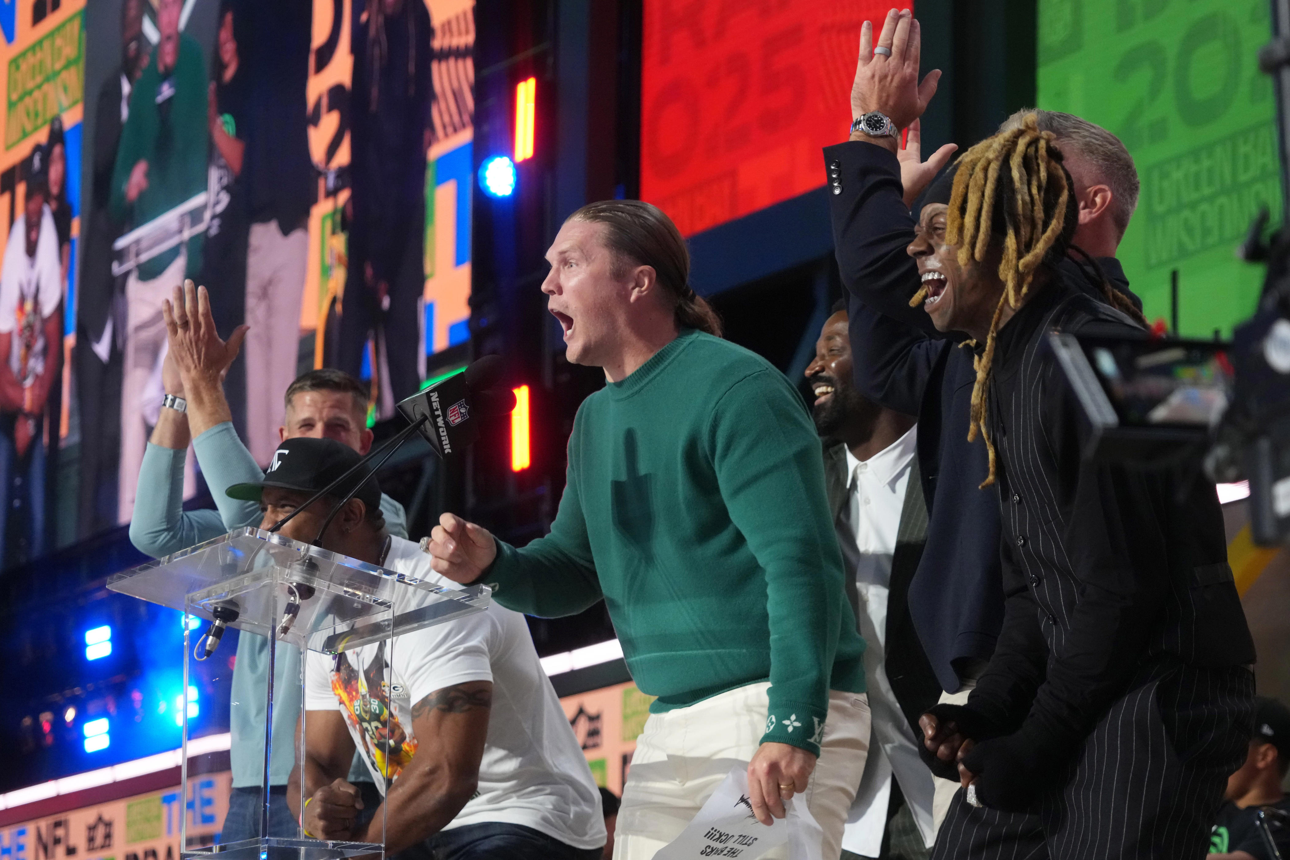 Clay Matthews trolled Bears fans with a Donald Trump 'message' to kick off the NFL Draft