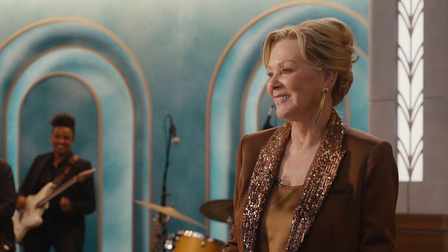 Hacks season 4 episode 4 gives us hope for Deborah and Ava's friendship ...