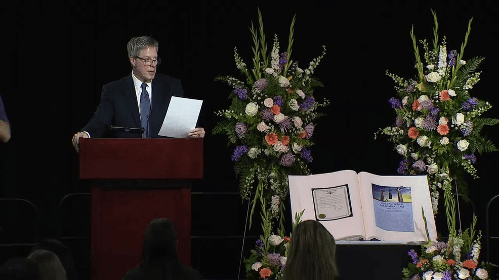 Worker Memorial Day ceremony honors 97 fallen workers in Washington state