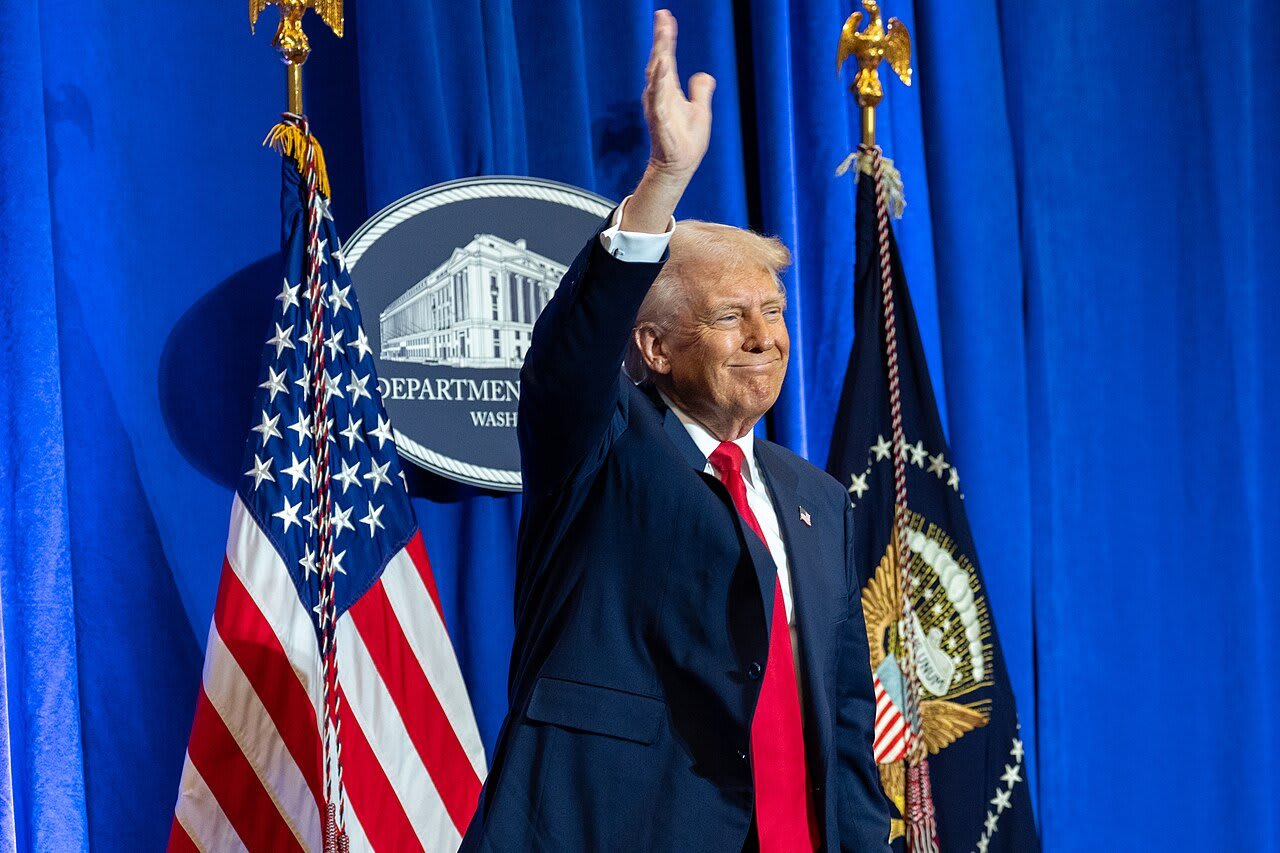 CEOs warning Trump’s tariffs may cause 'empty shelves' at retail — here ...