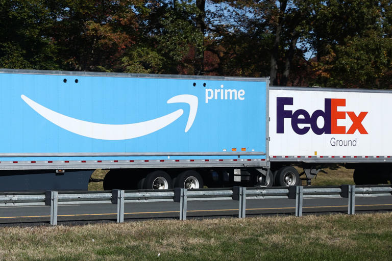 Dozens of U.S. Companies Announce Layoffs in May Amid Economic Pressures