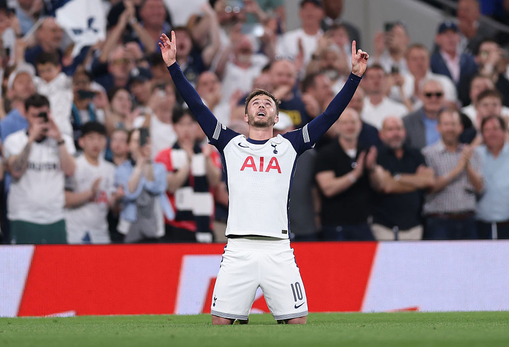 Ange 'can turn this thing around' as Spurs fire