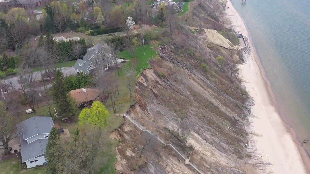 Drone video: Bluffs along Lake Michigan give way