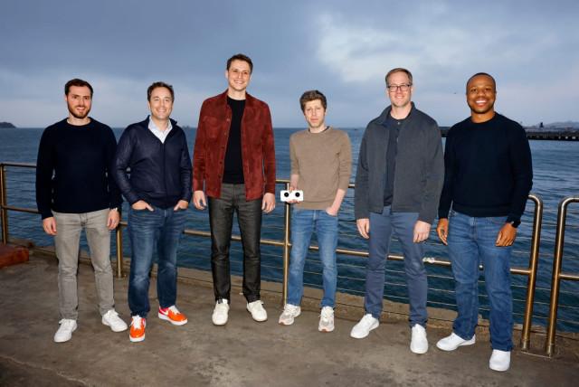 World presenta el Orb Mini, un dispositivo portátil para escalar la ...