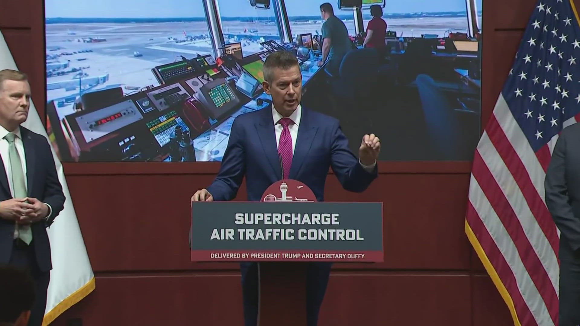 Dept. of Transportation hopes to hire more air traffic controllers