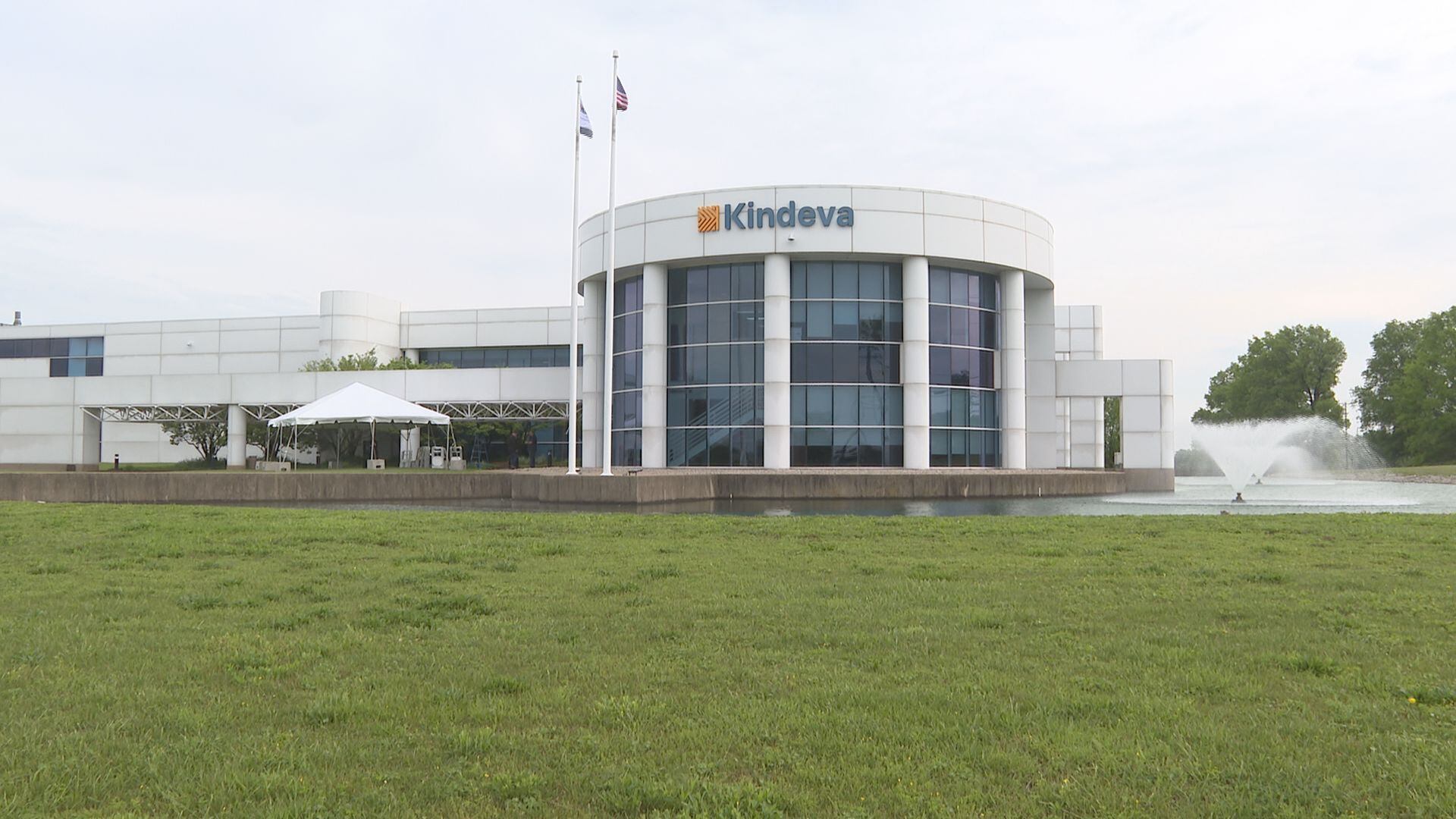Kindeva drug delivery company holds ribbon cutting