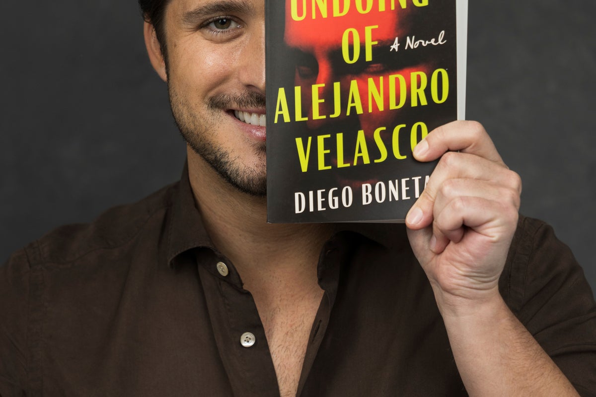 Diego Boneta lleva misterio a San Miguel de Allende en su novela “La perdición de Alejandro Velasco”