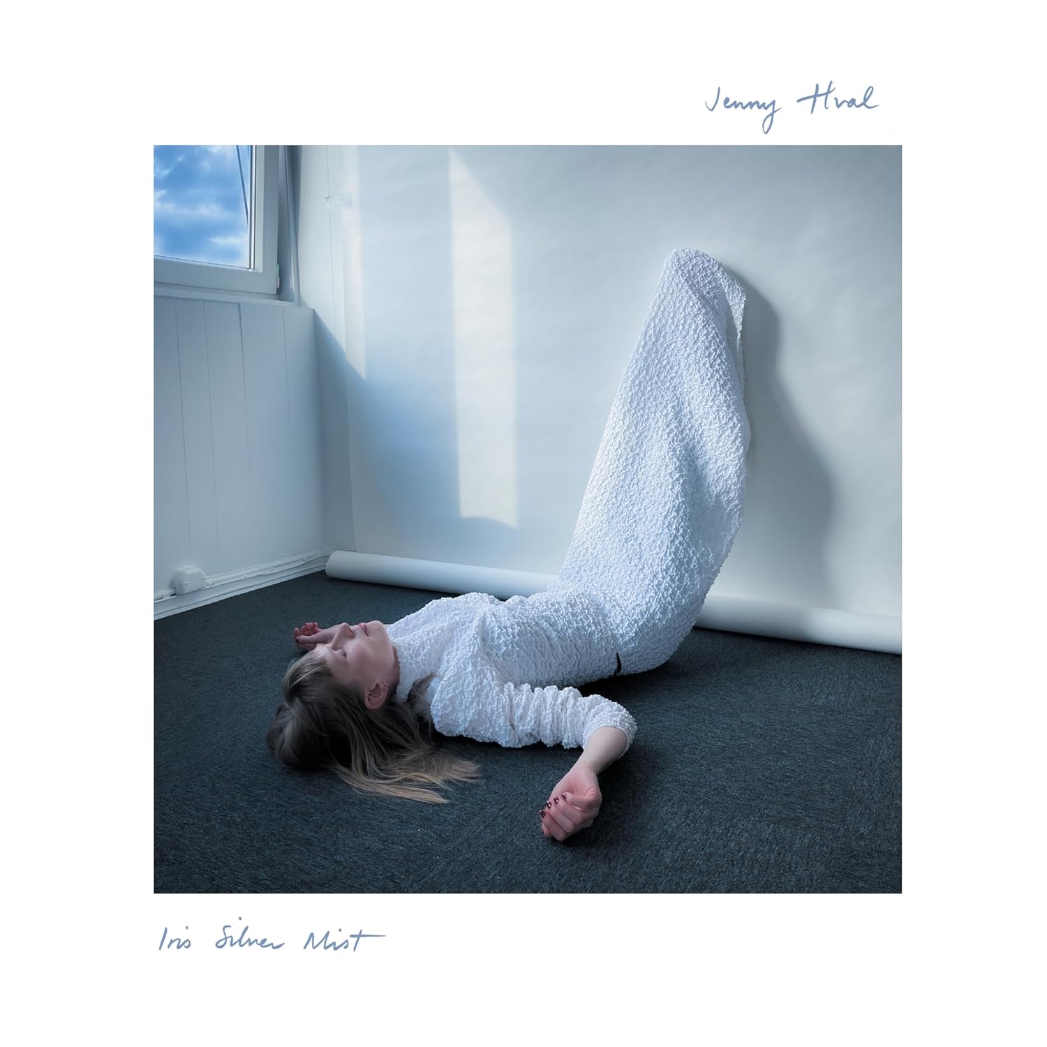 Review: Jenny Hval :: IRIS SILVER MIST