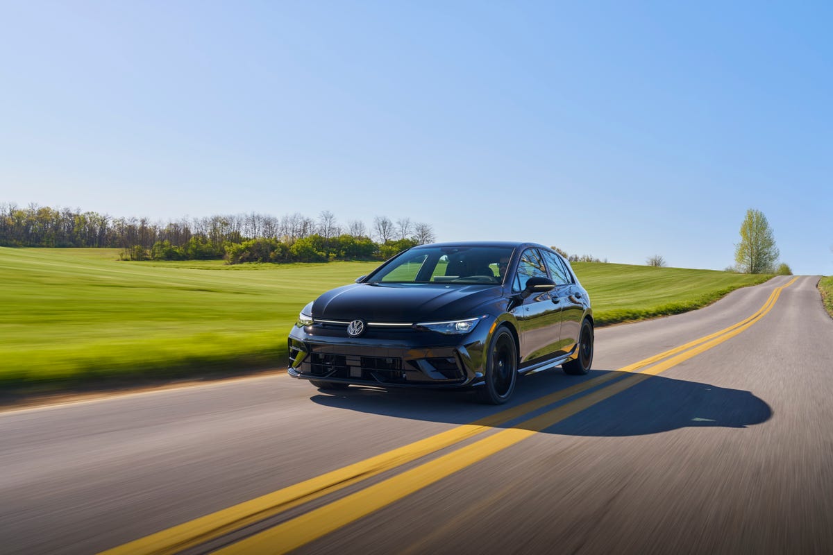 See Every Angle of the 2025 VW Golf R