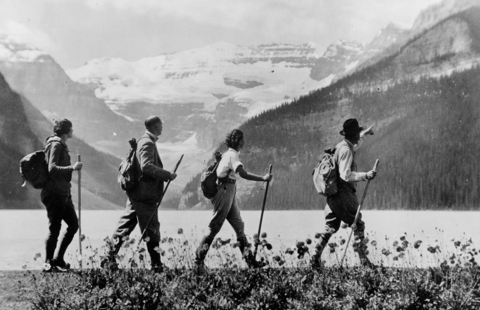 Then and now: fascinating retro photos of Canada's most famous landmarks