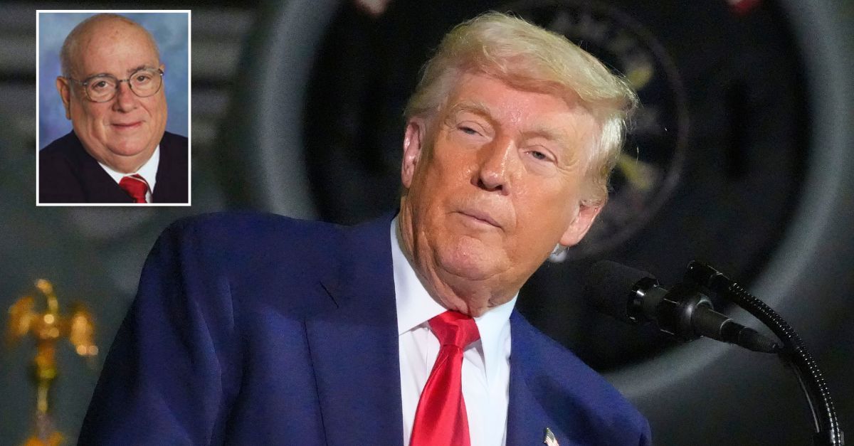 'Fomenting a constitutional crisis': Reagan-appointed judge slams ...